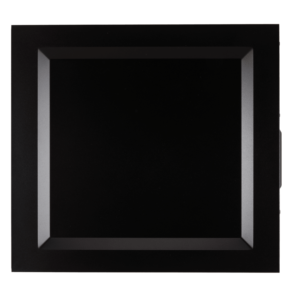 Carbide SPEC-04 Solid Side Panel, Black